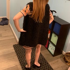 jason maxwell | Tops | Black Oversized Lined Faux Fur Soft Vest | Poshmark